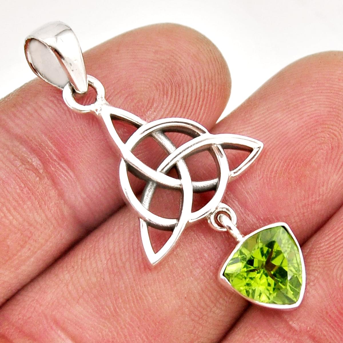 925 Sterling Silver Fleur De Lis Natural Green Peridot Pendant Y53023 | Gemexi